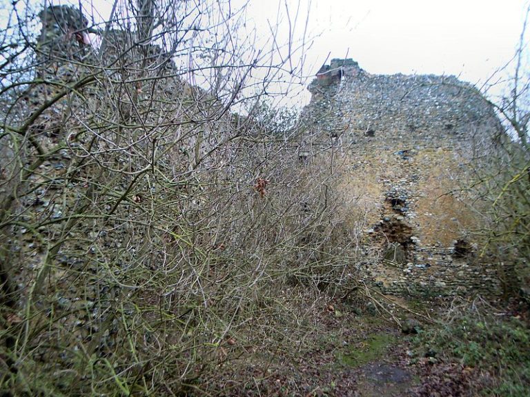 The 10 Most Haunted Places in Britain – iWay Magazine